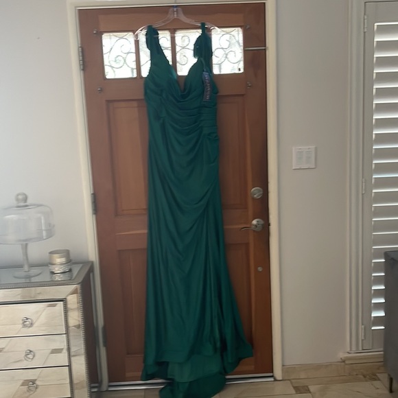 cinderalla devine | Dresses | Emerald Green Long Evening Gown By ...
